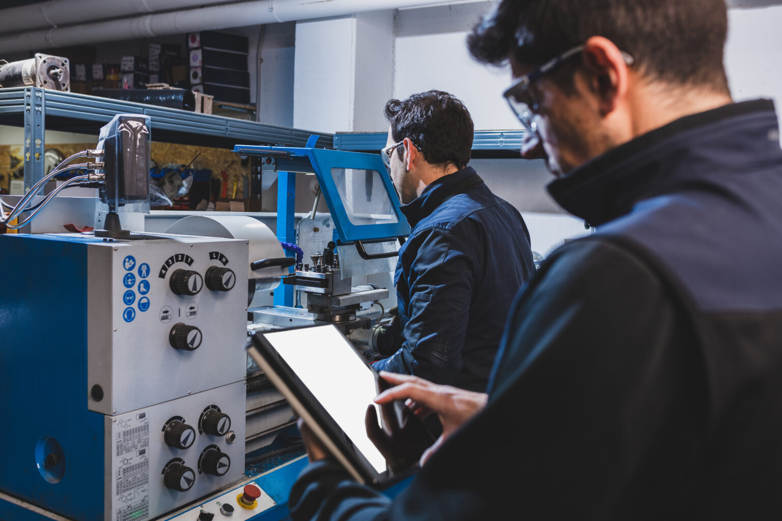 9 Essential Manufacturing Books to Get You on the Right Track - Nulogy